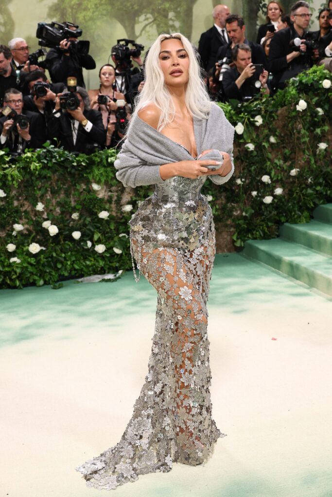 The Kim Kardashian Met Gala 2024 Discussion Starts…Now - Fashnfly The Kim Kardashian Met Gala 2024 Discussion Starts…Now - Fashnfly